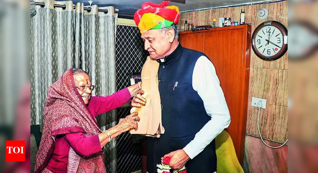 Pushkarna Community: Gehlot’s Midnight Visit To Vyas Seen As Bid To Woo ...