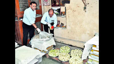 Health Care: 24 Samples Of Ghari Collected 3 Days Before Chandi Padvo ...