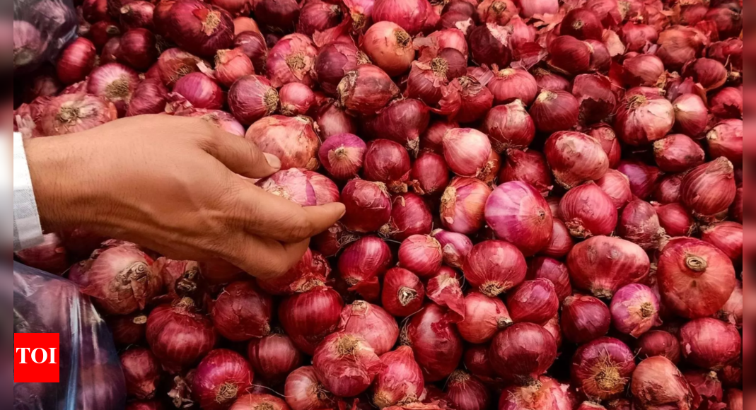 Retail onion price up 57 pc; Centre steps up buffer onion sale to provide relief to consumers ...