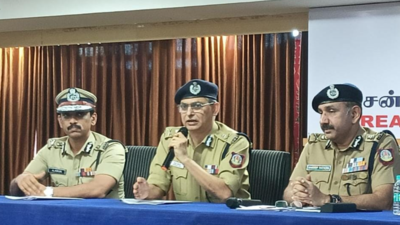 Tamil Nadu Governer News: Tamil Nadu DGP leads police denial of ‘group ...