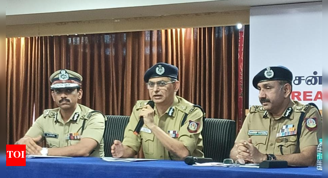 Tamil Nadu DGP leads police denial of ‘group’ attack on Raj Bhavan ...