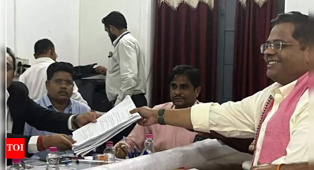 Chhattisgarh polls: JCC-J chief Amit Jogi, son of Ajit Jogi, set to ...