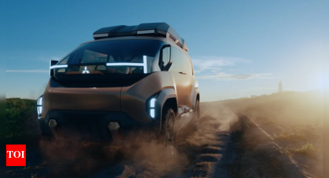 Mitsubishi: Mitsubishi D:X Concept MPV revealed at Japan Mobility Show ...