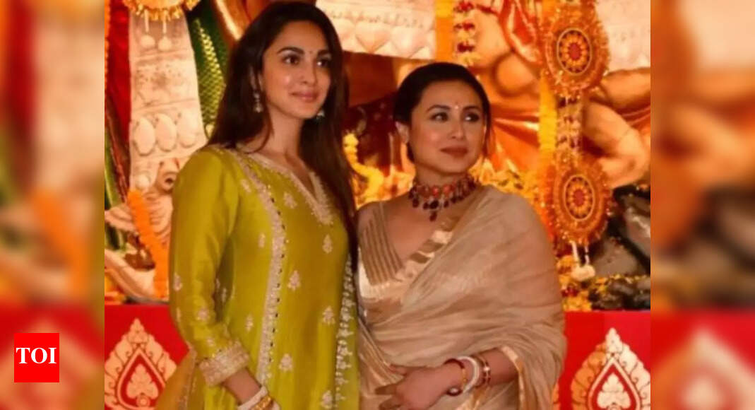 Kiara Advani and Rani Mukerji share and enjoy Bengali bhog at Durga ...