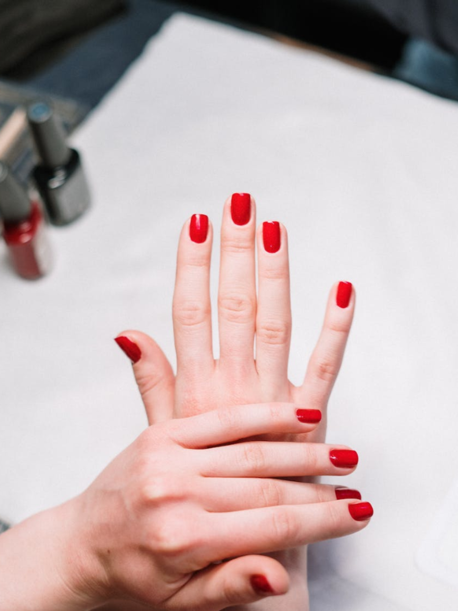 7 Easy Steps To Achieve The PERFECT Manicure At Home | Zoom TV