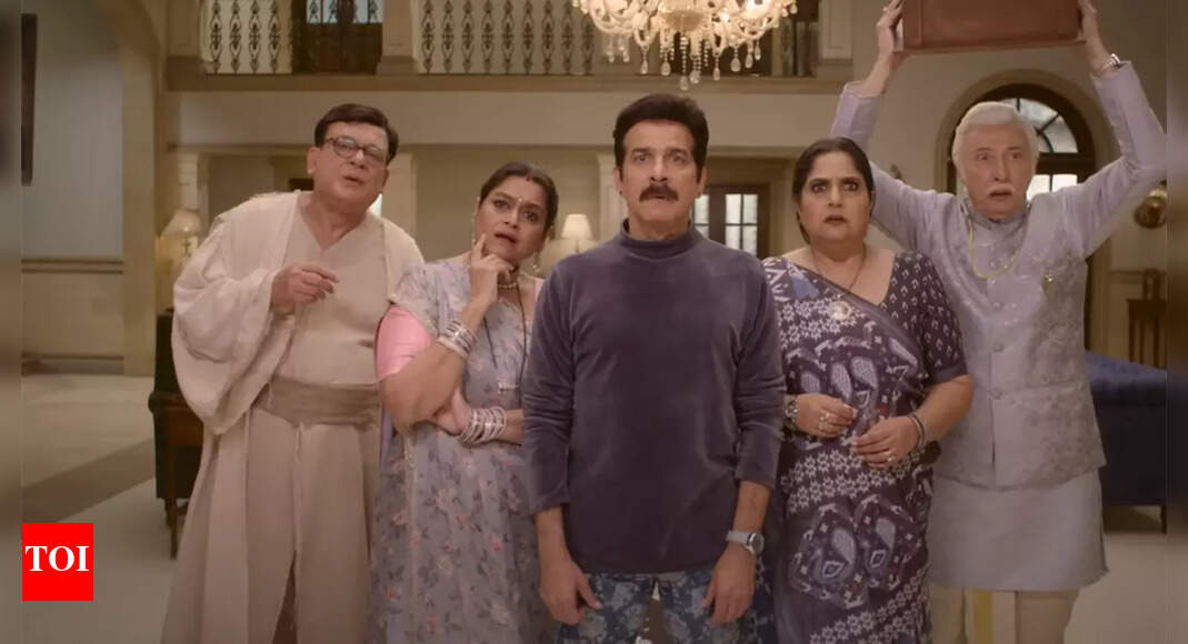 'Khichdi 2' trailer: Himanshu, Hansa, Jaishree, Praful and the Parekh ...
