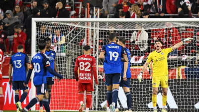MLS Playoffs: FC Cincinnati advances with penalty shootout victory over ...