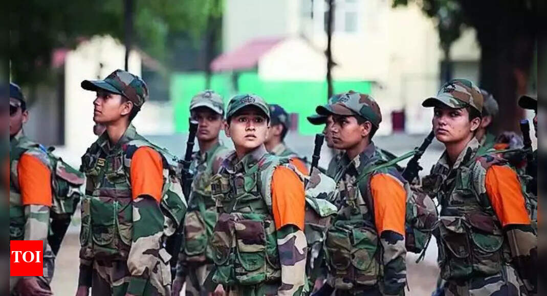 Indian Army News: Women soldiers to get leave now at par with male ...