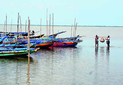 Training Wall: Training Wall At Pulicat Lake Mouth To Be Built ...