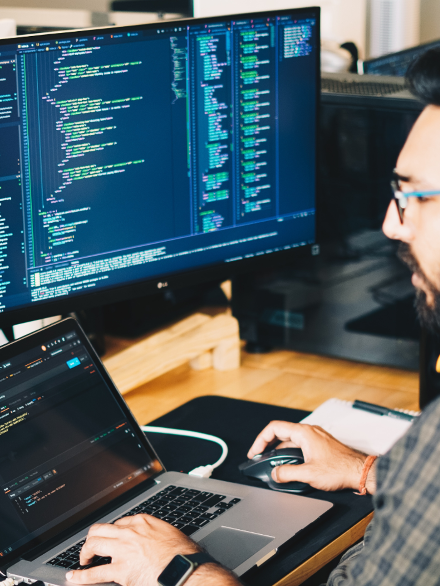 8 FREE Meta Courses in 2023: css, javascript, advanced react, more ...