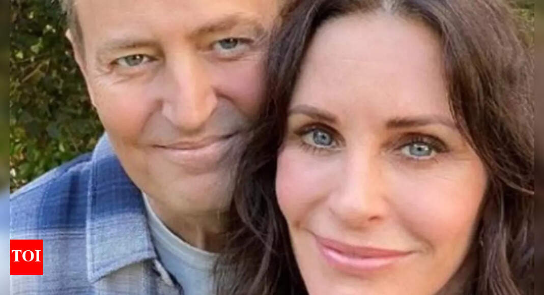 Matthew Perry removed 'Friends' script plans to have Chandler cheat on ...