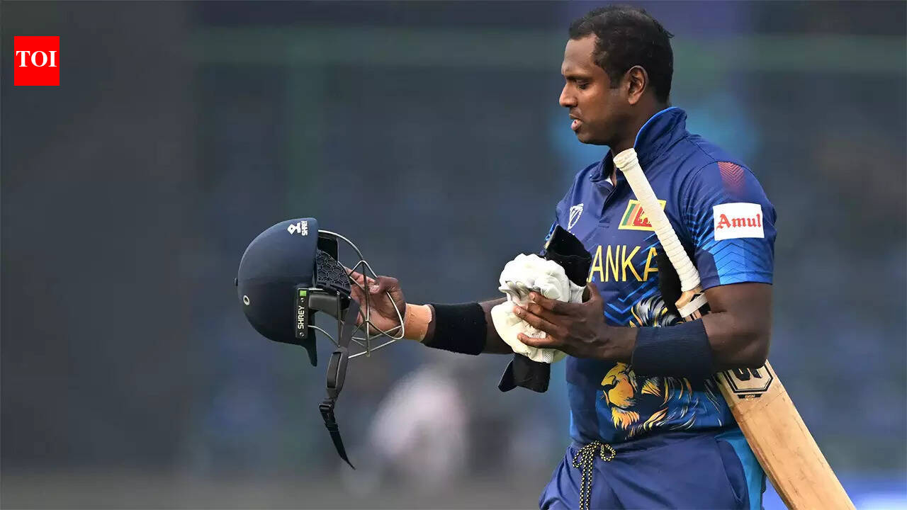 Icc Cricket World Cup: Memes erupt as Angelo Mathews becomes first ...