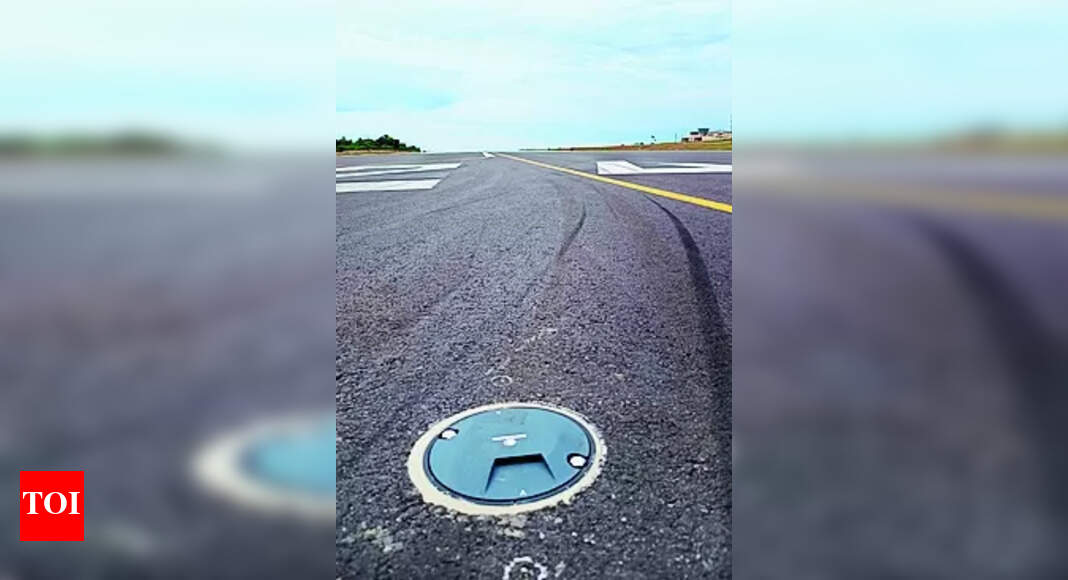 Runway Lights: Mia Begins Work On Installing Runway Centerline Lights | Mangaluru News - Times ...