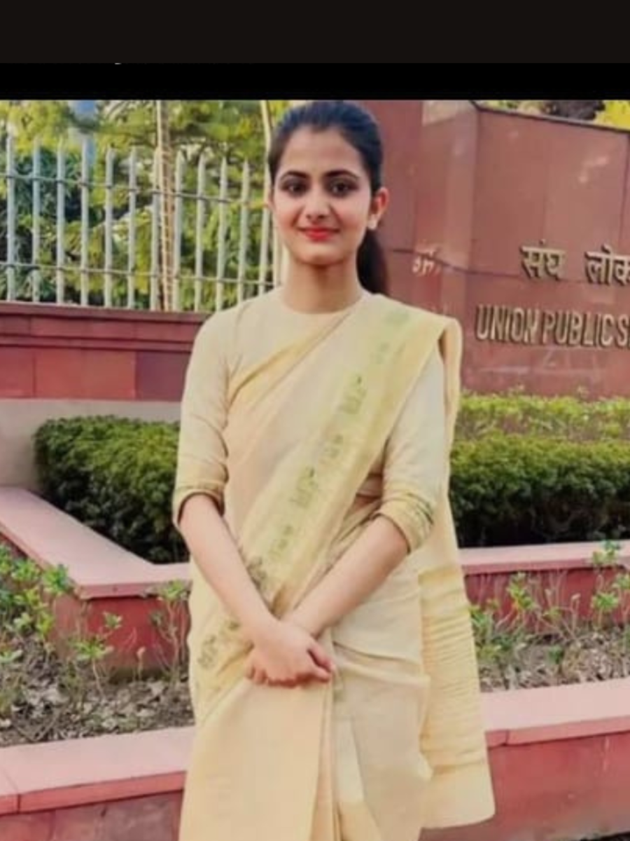 Ias Divya Tanwar Upsc Marksheet 10th 12th Percentage Current Posting