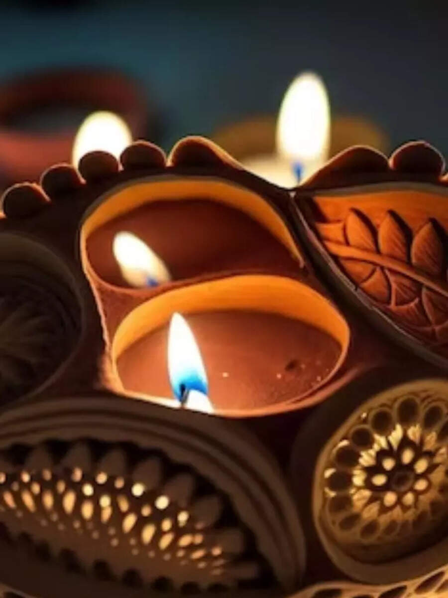 Significance Of Lighting 13 Diyas On Dhanteras | Times Now