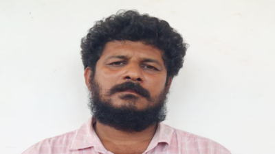 Murder accused jumps bail, held after eight years following clue from his relative's wedding ...