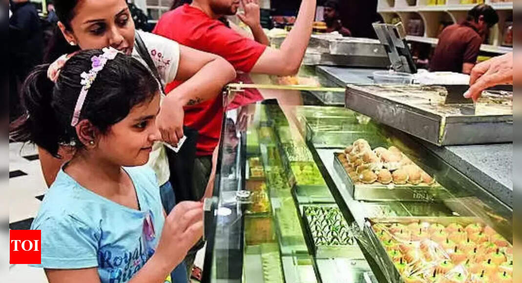 Sweet shops ramp up production to meet Diwali, Bhai Phonta demand ...
