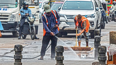 Pollution Control: Target: 600km/day, reality: 86km/day. Is road ...