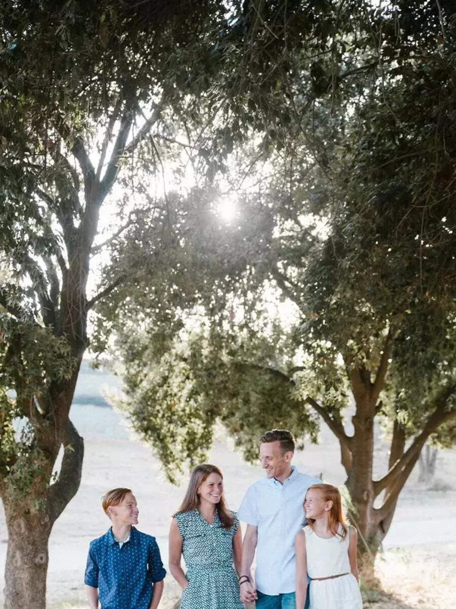 10 ways to help your child be a good friend | Times of India