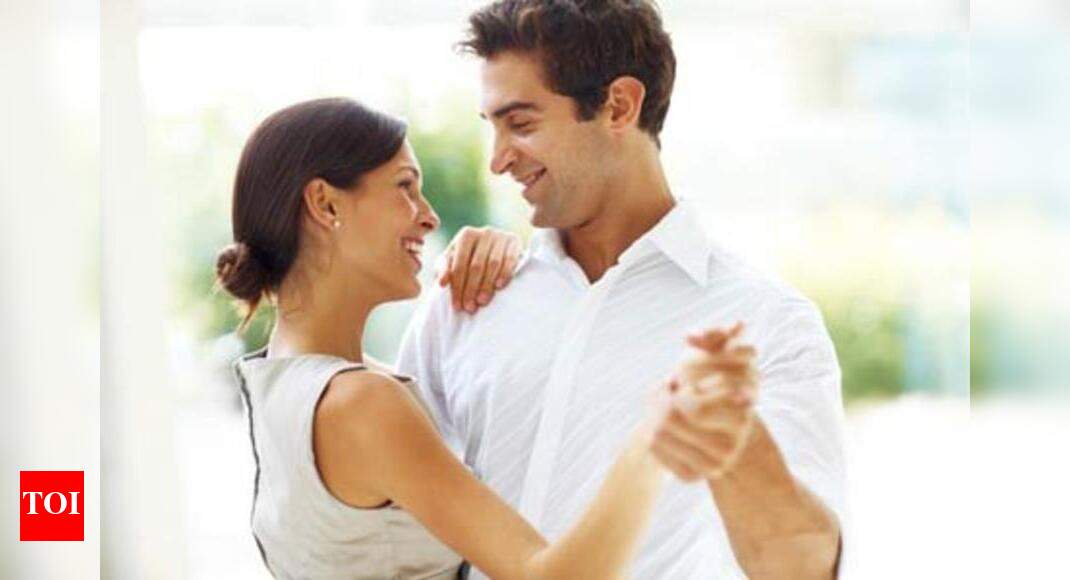Dance your way into the relationship - Times of India