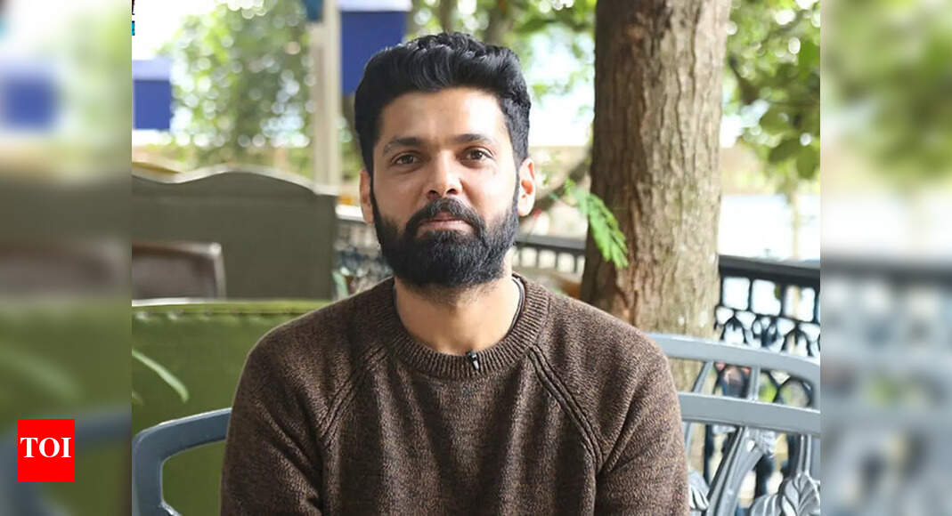 Rakshit’s lyrics are thought-provoking: Hemanth M Rao | Kannada Movie ...