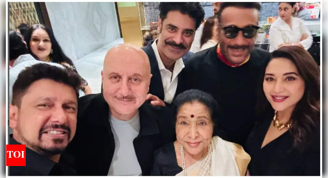 Anupam Kher's unforgettable moment with Asha Bhosle, Madhuri Dixit, and Jackie Shroff, check out ...