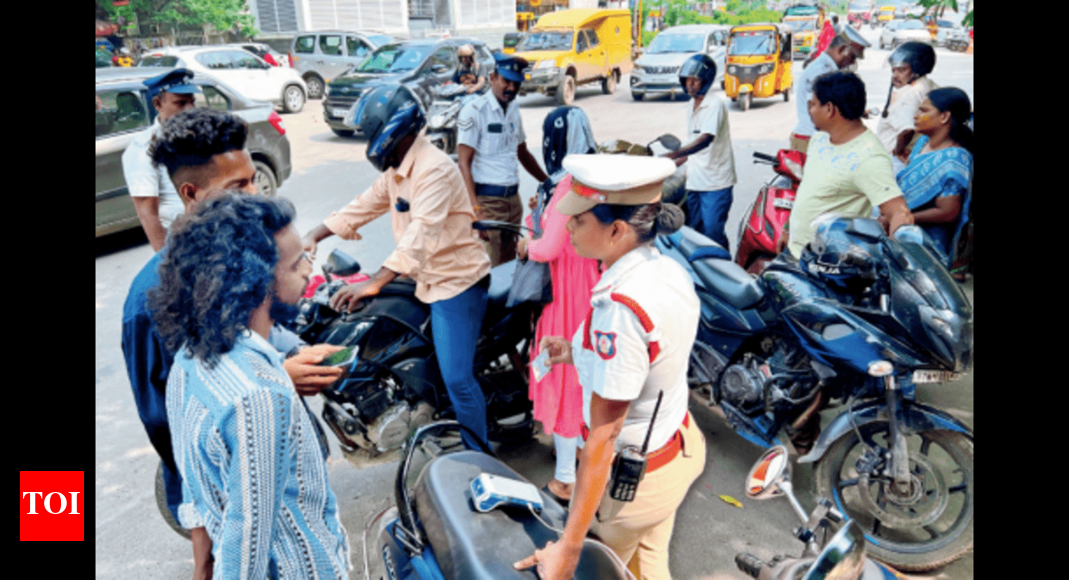 Cracker rule violation: 581 cases booked | Chennai News - Times of India