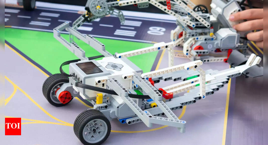 10 Lab Facilities That a World-class Robotics Engineering College ...