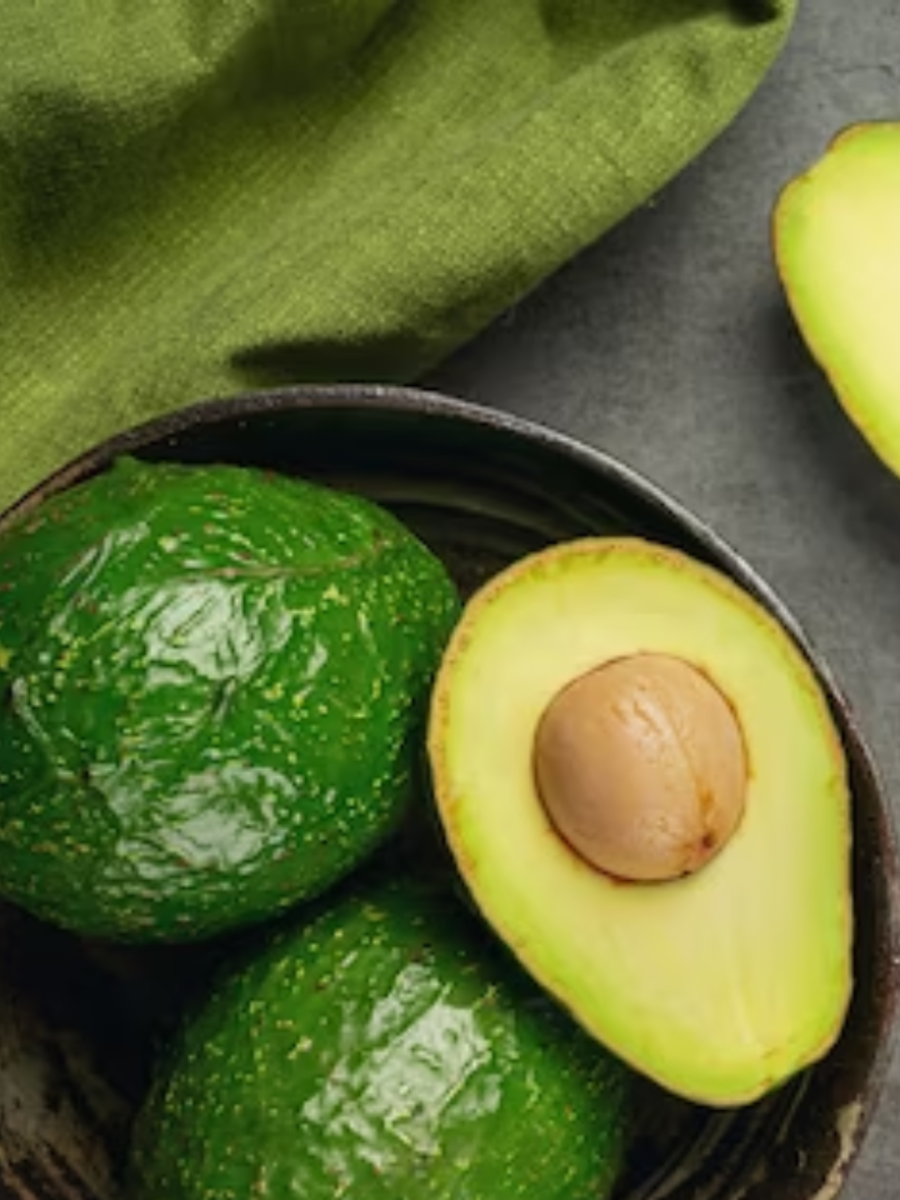 8 Health Benefits of Eating Avocados | Zoom TV