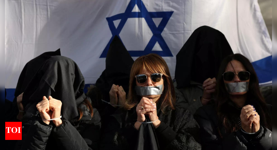 Hostage Deal: Qatar urges Israel and Hamas to make hostage deal - Times ...