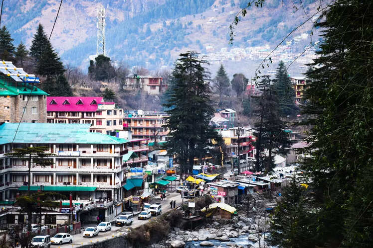 What makes Manali irresistible in the winters? | Times of India Travel