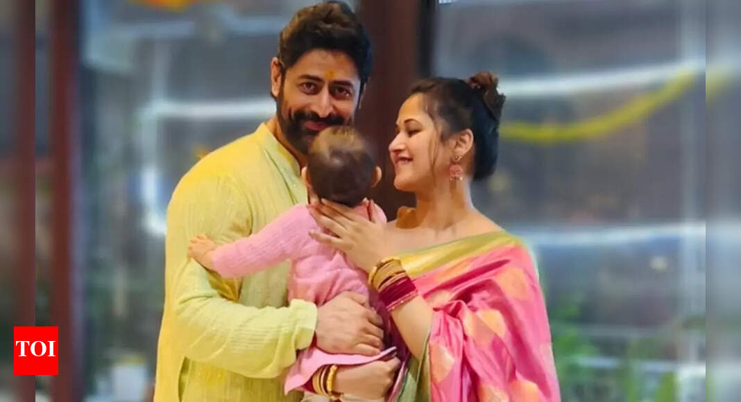 Mohit Raina shares a beautiful Diwali pic with wife Aditi and daughter ...