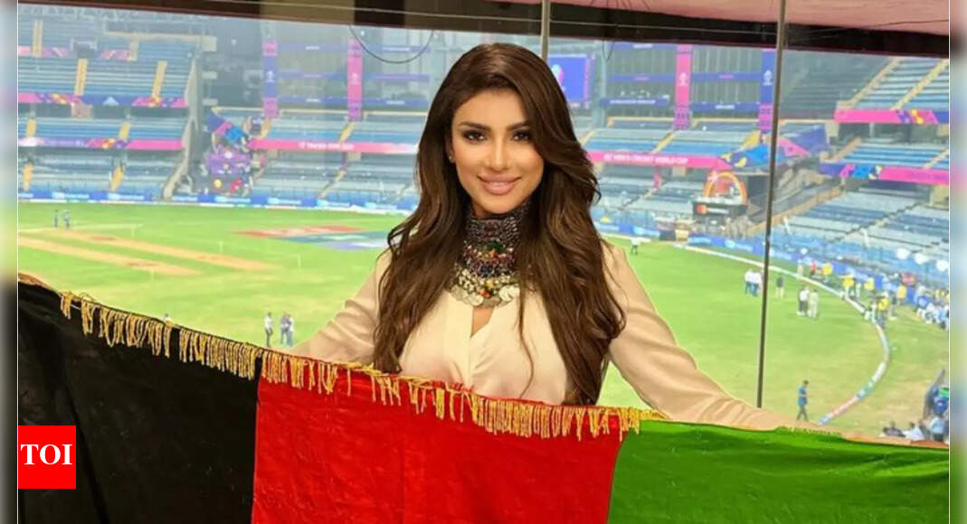 All about Wazhma Ayoubi, the Afghan fan girl seen in World Cup 2023 ...
