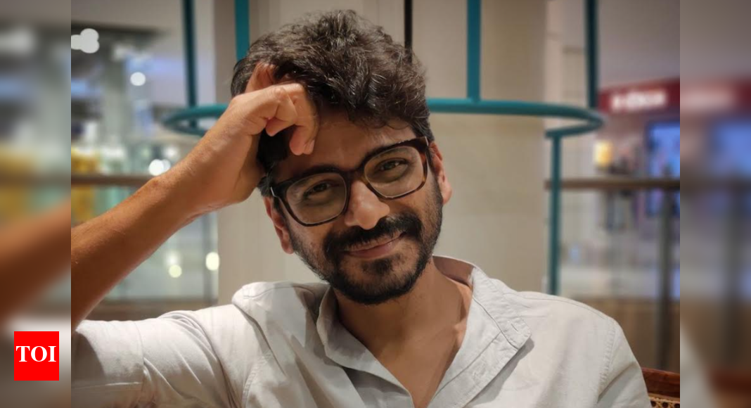 It’s the live feedback from the audience that makes theatre so compelling: Pawan Kumar | Kannada ...