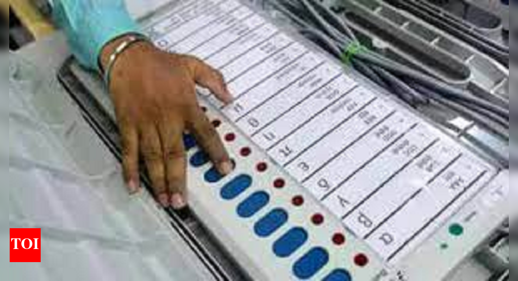 Vvpat: Two 'unused' EVMs, VVPAT found in poll official's car | Bhopal ...