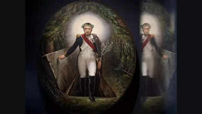 Napoleon'S Hat: France: Napoleon Bonaparte hat fetches record USD 2.1 ...