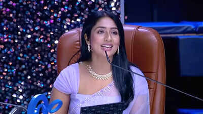 Star Singer: Navya Nair to grace the devotional round - Times of India