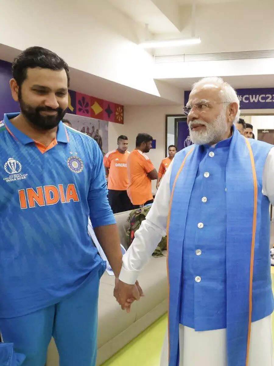 PM Modi visits Team India dressing room | Times of India