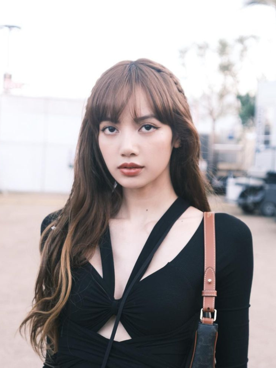 BLACKPINK Lisa's Chic Fits For Holiday Season | Times Now