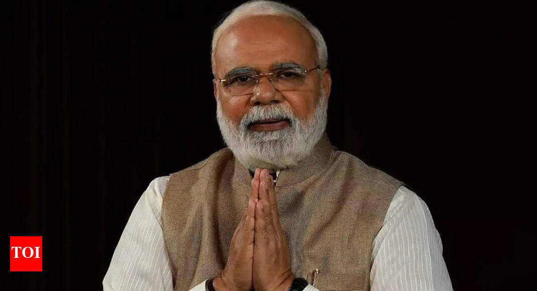 PM Modi’s doppelganger says it was him doing Garba and not a deepfake ...