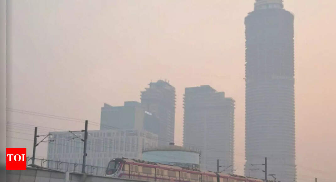 Noida Pollution: Air quality 'very poor', to remain so till Saturday ...