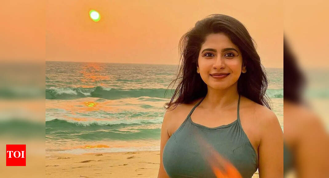 Actress Prathibha enjoys a pleasant vacation in Goa - Times of India