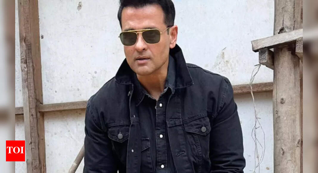 Rohit Roy on his comeback on TV with Saubhagyavati Bhava: I was waiting ...