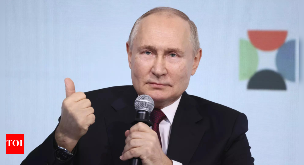 Russian Strategy: Putin says West cannot have monopoly on AI, calls for ...