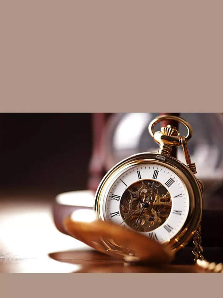 Top 6 Luxury Watches Costing Over Rs 1,00,000 - Know Their Prices and ...