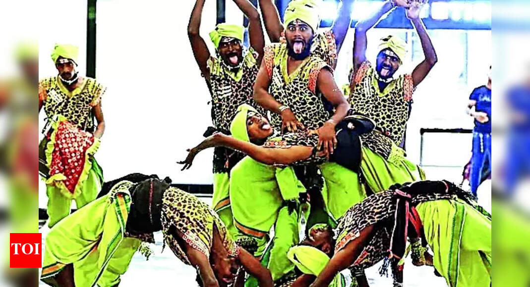World Heritage Week: ‘Flash-folk’ dances in Hyderabad - World Heritage Week | Hyderabad News ...