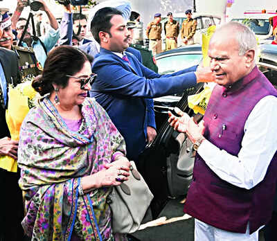 Guv Opens 3-day Carnival, Vintage Cars Steal The Show | Chandigarh News ...