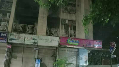 Thane: Two people die of suffocation after bungalow catches fire ...