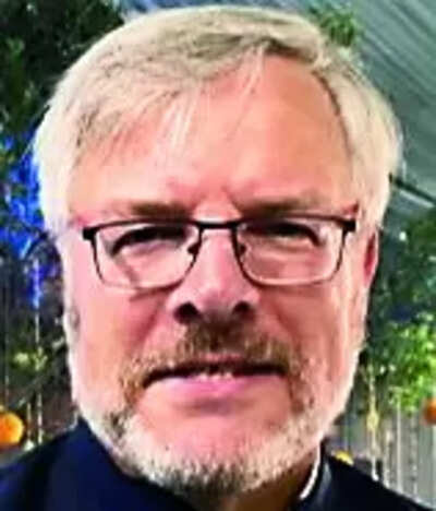 Israeli Envoy: Israel Pushes India For Hamas Ban Amid Arab Solidarity ...