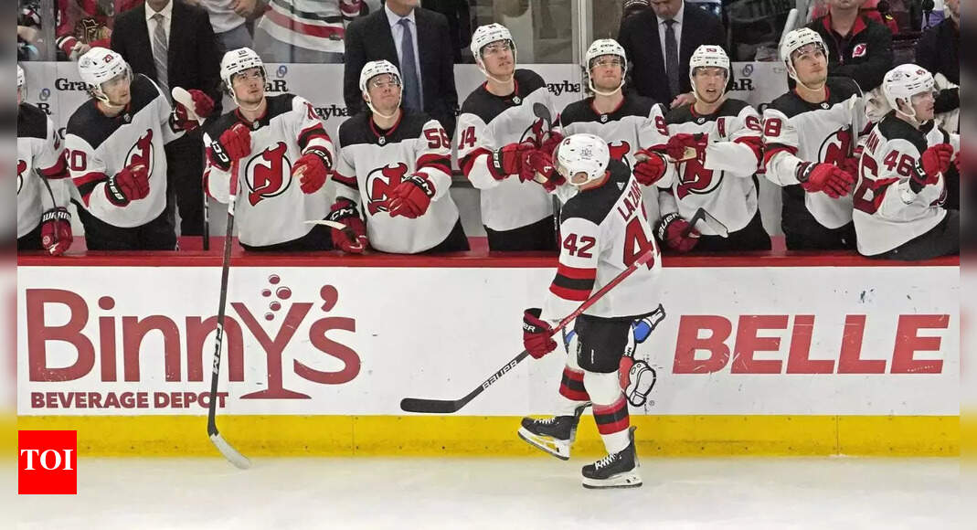 New Jersey Devils score three times in third period to stun New York ...